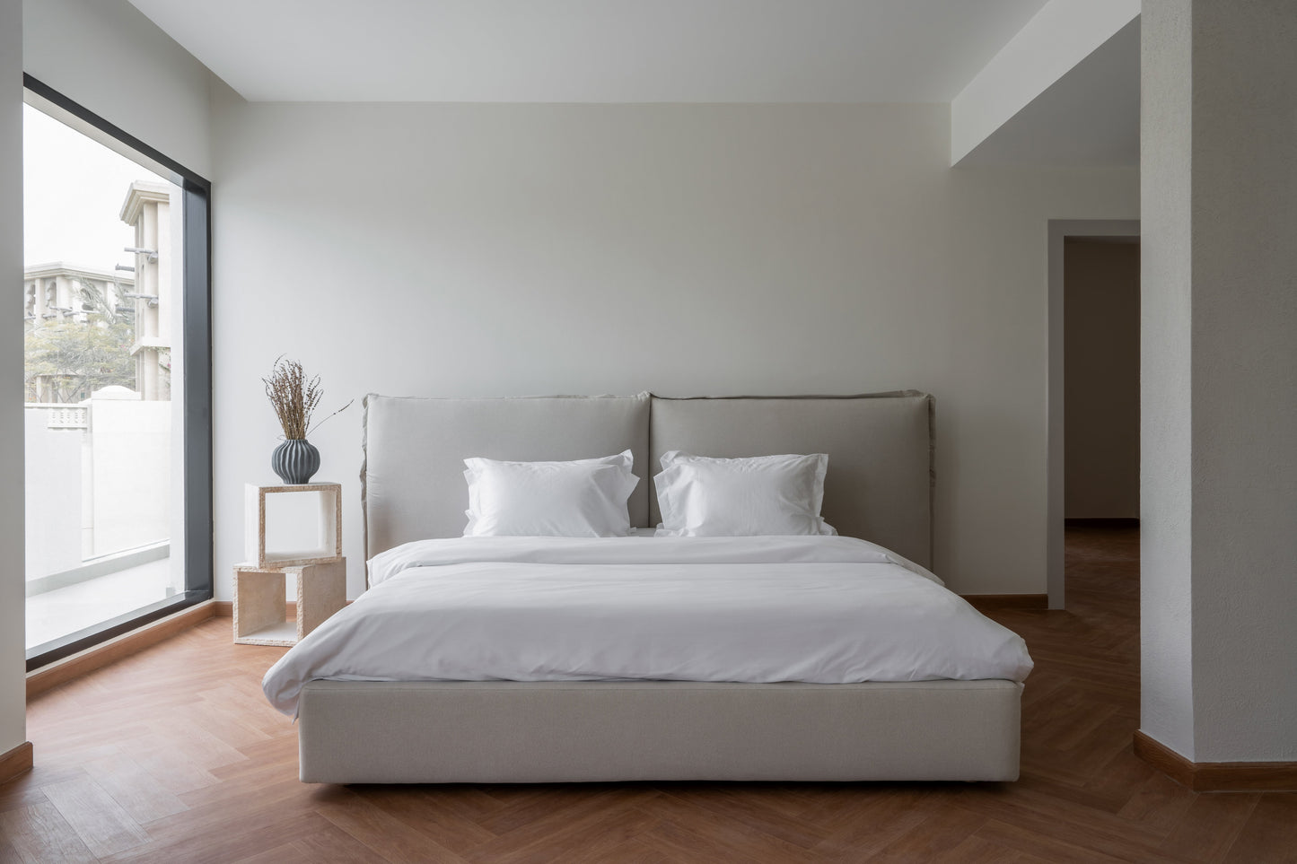 What Are the Best King Size Bed Options Available in UAE Furniture Sto ...