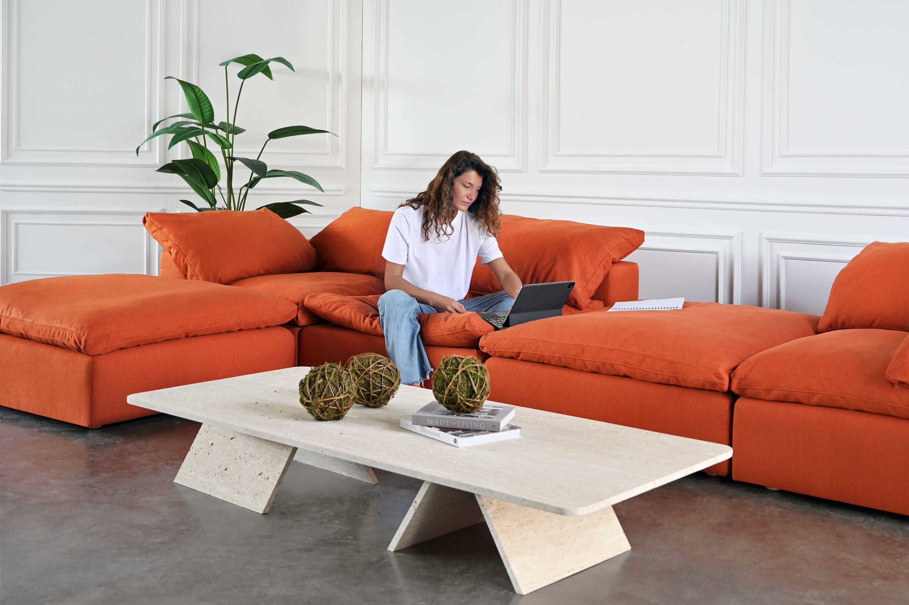 Buy Modern Coffee Tables in Dubai | Luxury Marble, Round & Glass Coffee ...